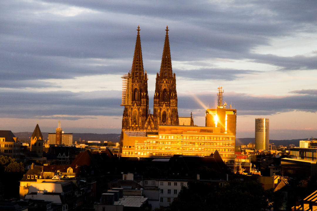 Neuer Hotspot mit Domblick: LAB12 Bar im Pullmann Köln