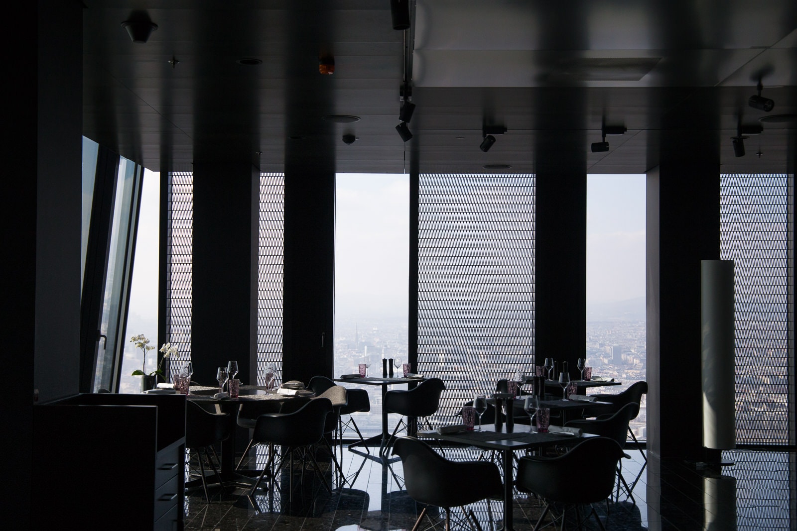 Meliá Vienna: Design-Hotel im 22. Bezirk mit Blick auf Wien